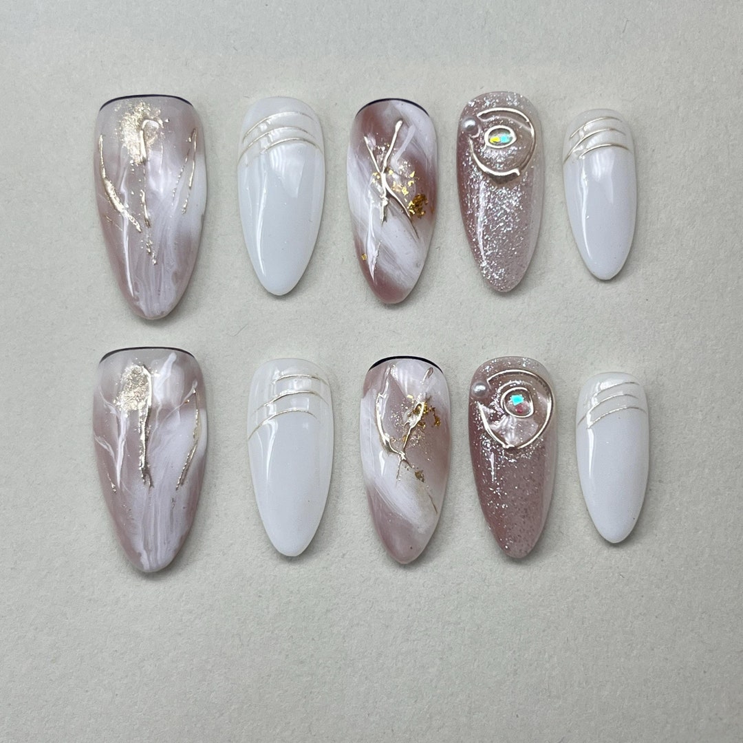 Luxury Marble White Gold Oval Gel Nails | 100% Handmade Nails | Press ...