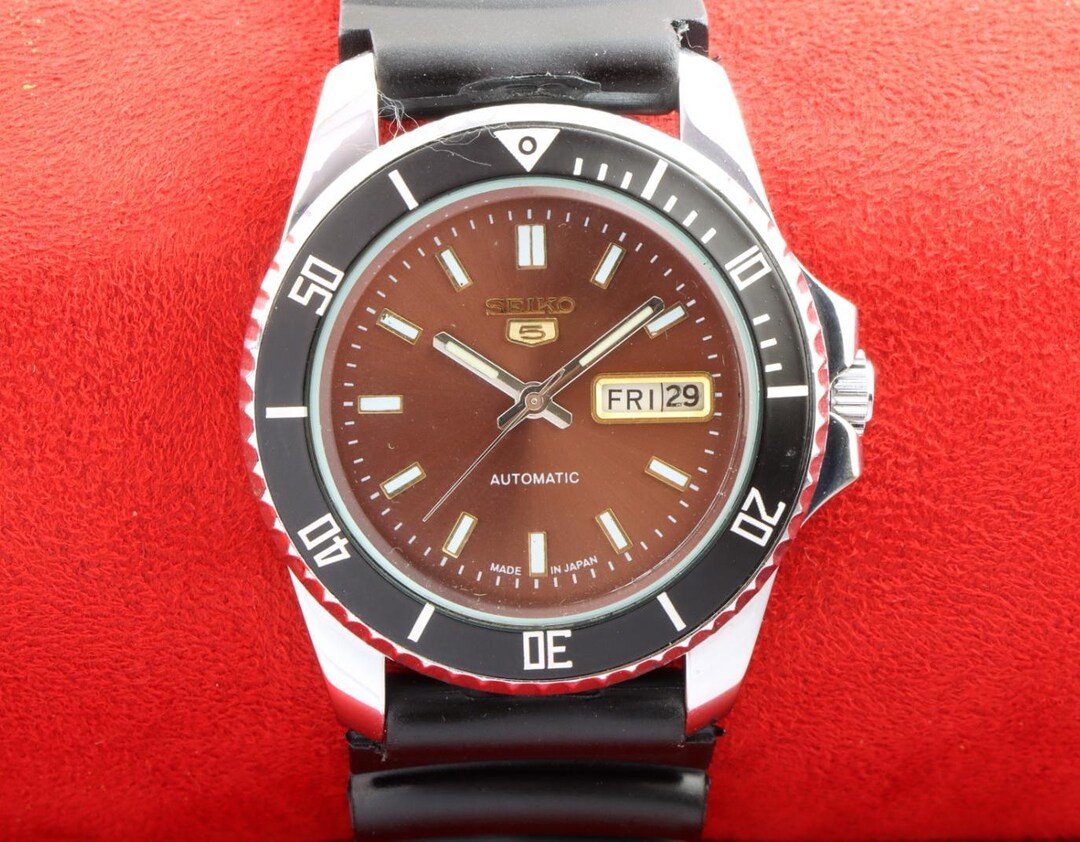 Vintage Refurbished Seiko 5 Automatic Japan Day Date Brown Dial ...