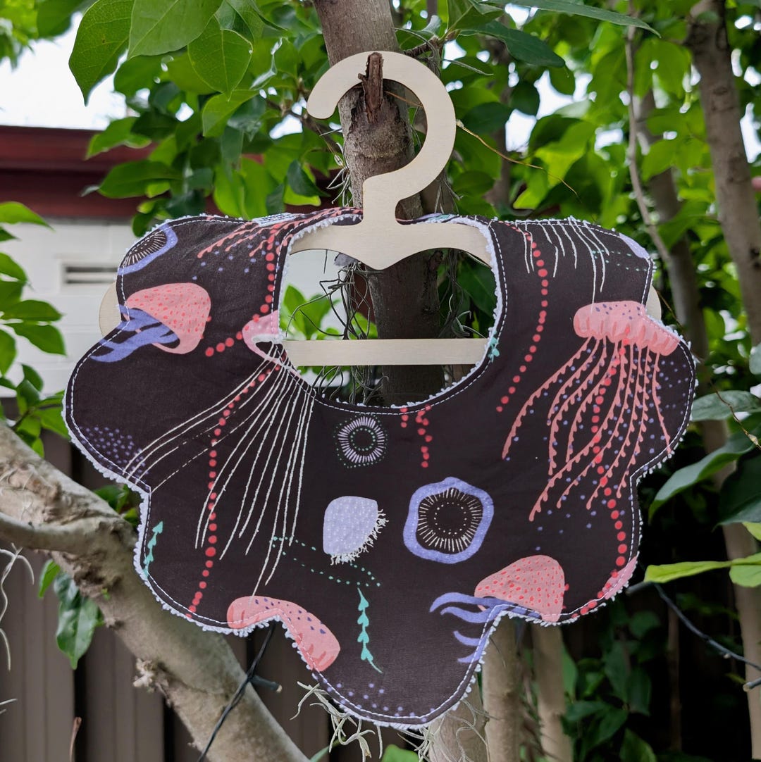 Scallaped Baby Bib: Sea Life Prints, Absorbent Flannelette Recycled - Etsy