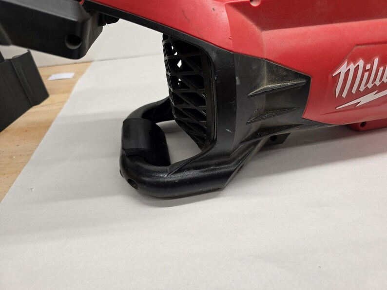Milwaukee M18 Fuel Blower Wall Mount, Holder for Dual Battery Model ...