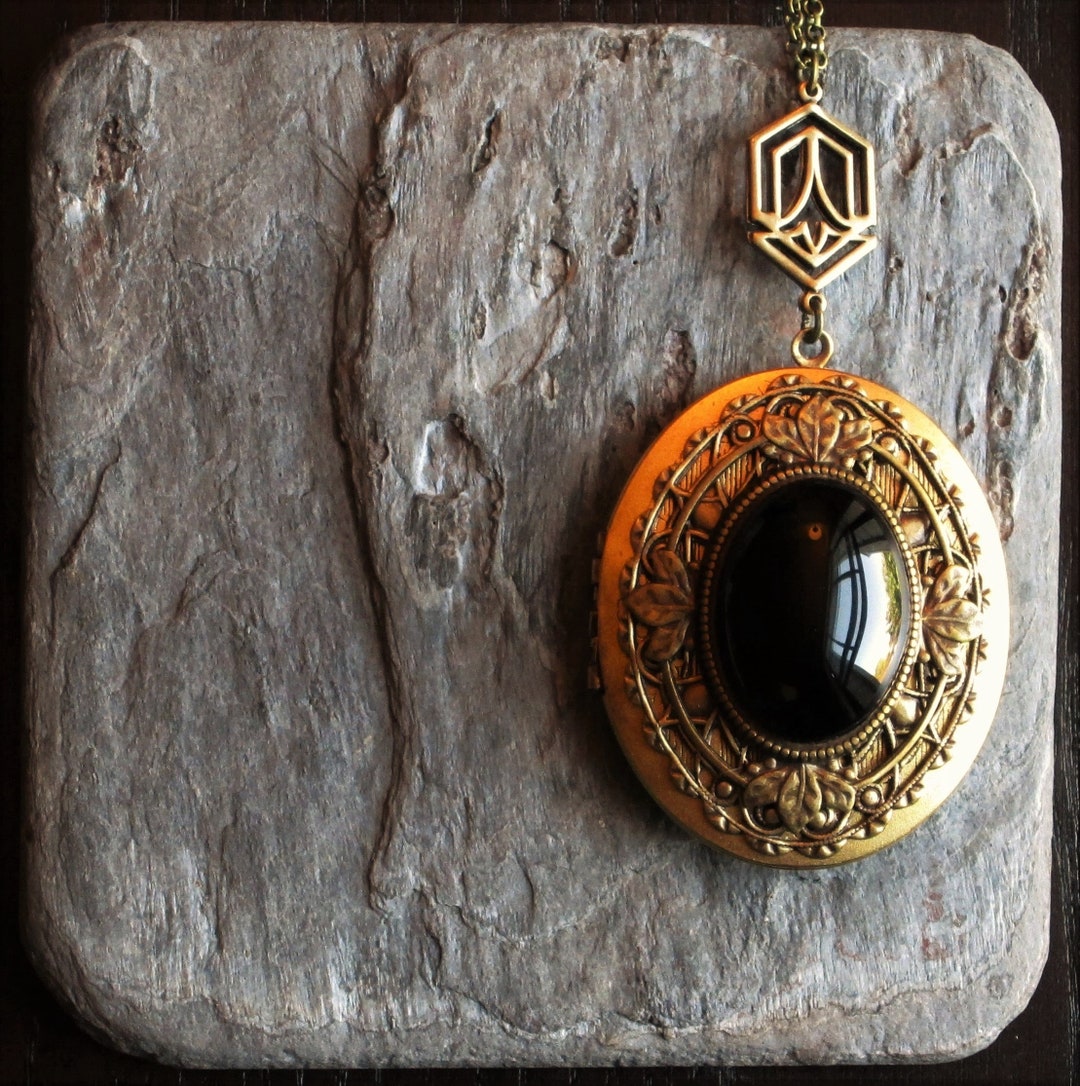 Art Deco Onyx Locket Oval Gemstone Locket Large Locket - Etsy