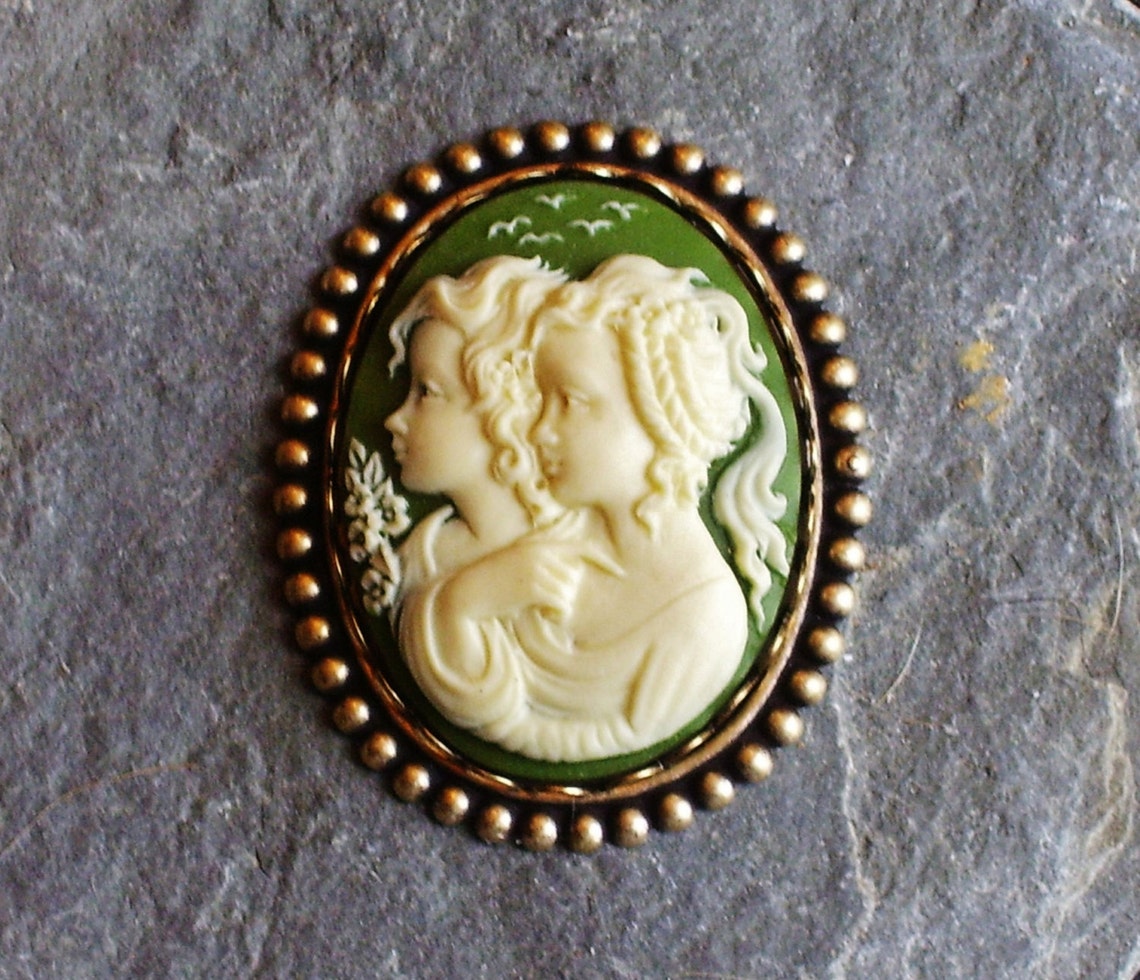 Irish Sisters Cameo Brooch Green Cameo Brooch Antique Brass - Etsy