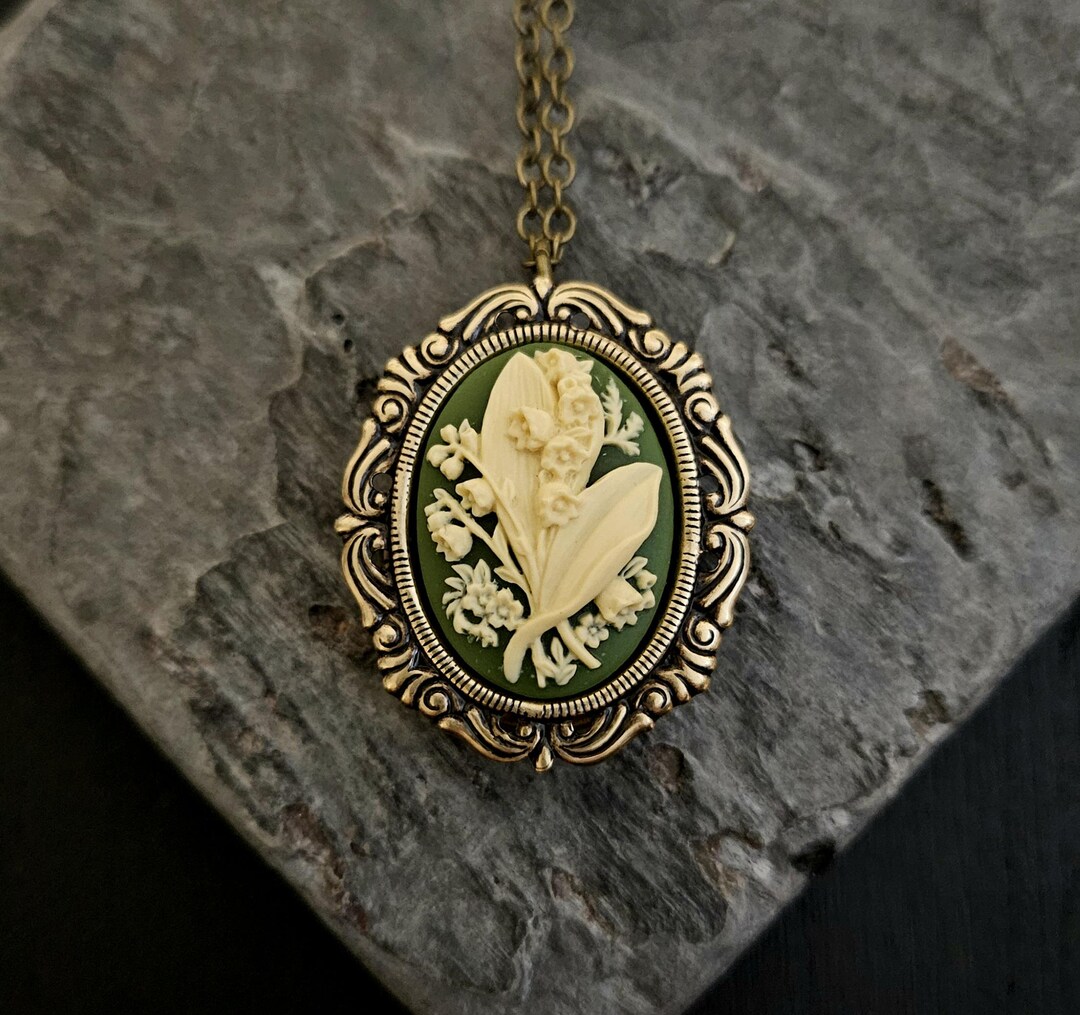 Lily Flower Cameo Locket, Green Cameo Necklace, Lily Locket, Lily of ...