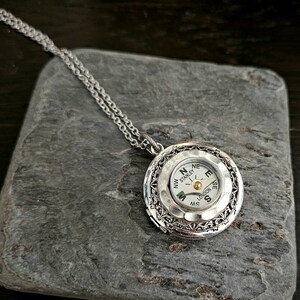 Working Compass Locket Necklace, Antique Silver Round Locket, Holiday ...