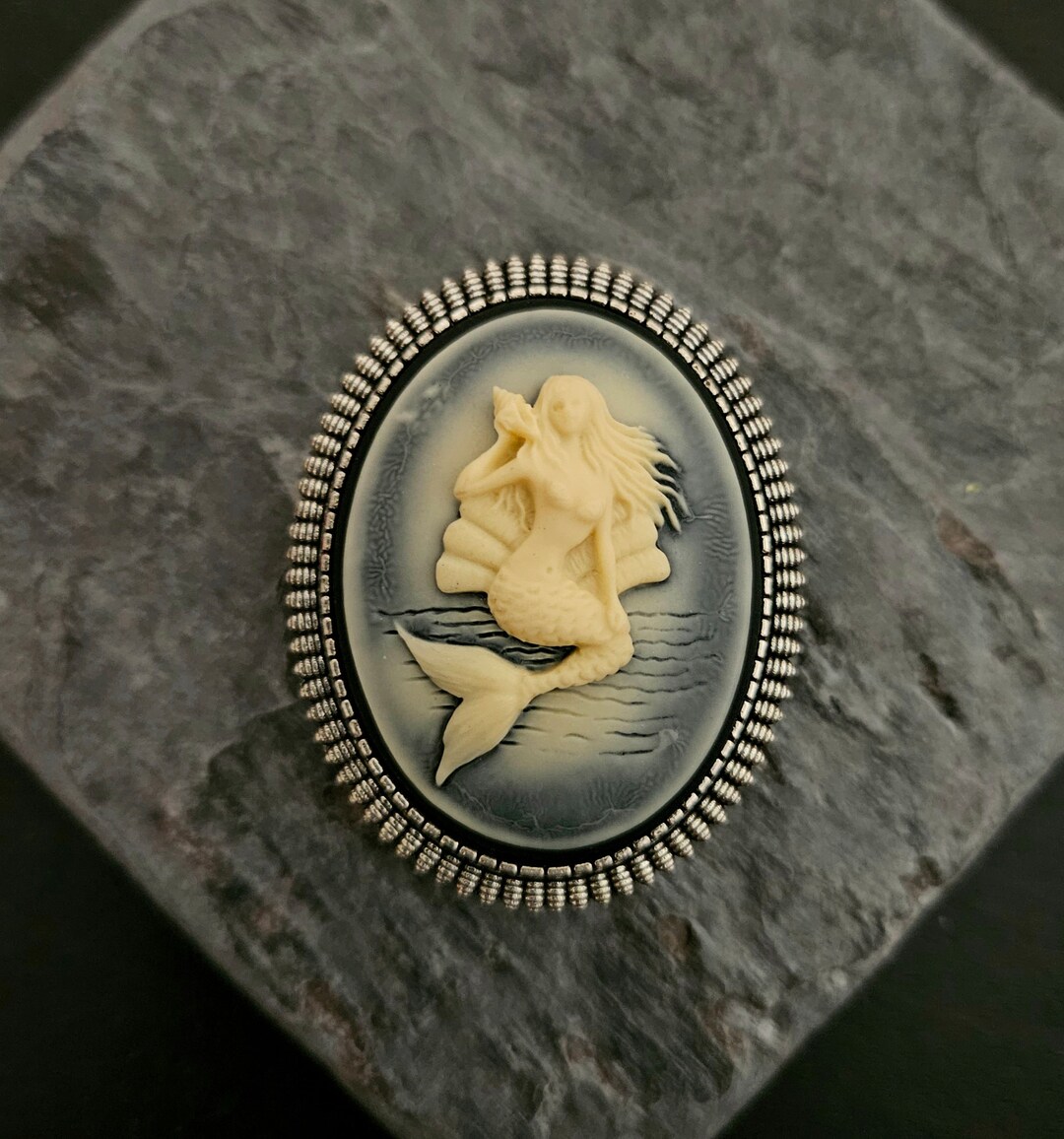 Mermaid Cameo Brooch, Antique Brass Brooch, Pin up Brooch, Black Cameo ...