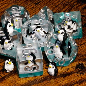 Penguin Dice Set & Decorative Box – Dice With Penguins on Blue Icy ...
