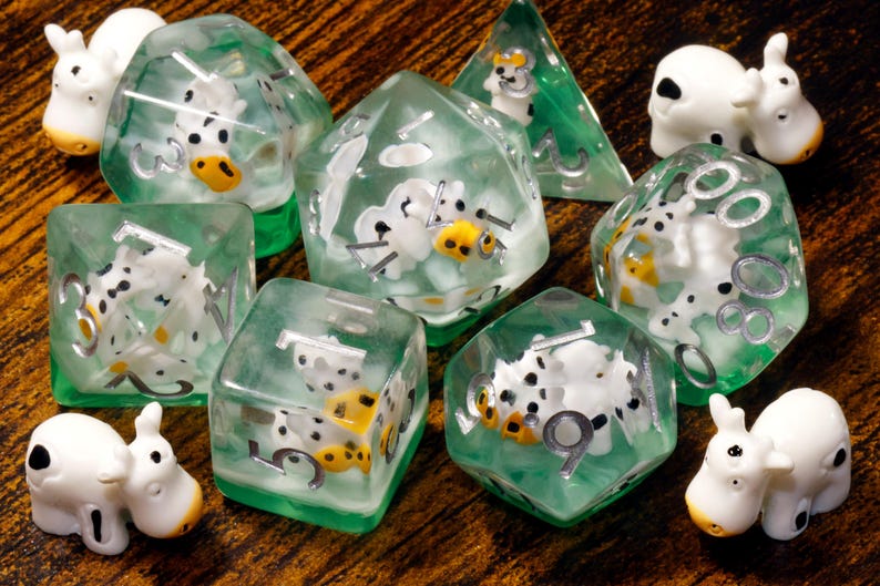 Cow Dice Set – Polyhedral Dice Creature Inside, Accessory for Dnd and ...