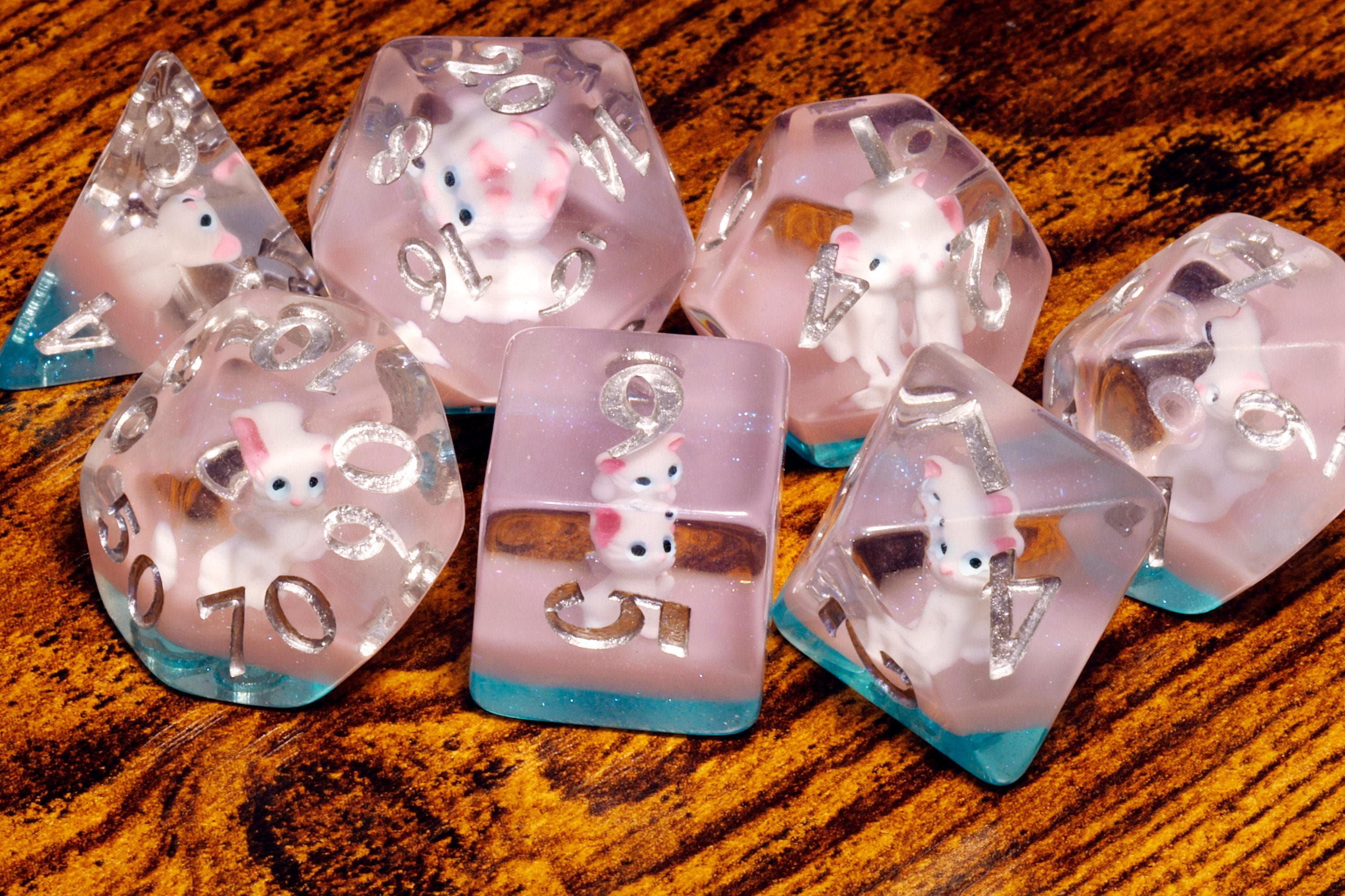 Critical Bite! Dice Box With White Cat Dice Set, Light Pink and Blue ...