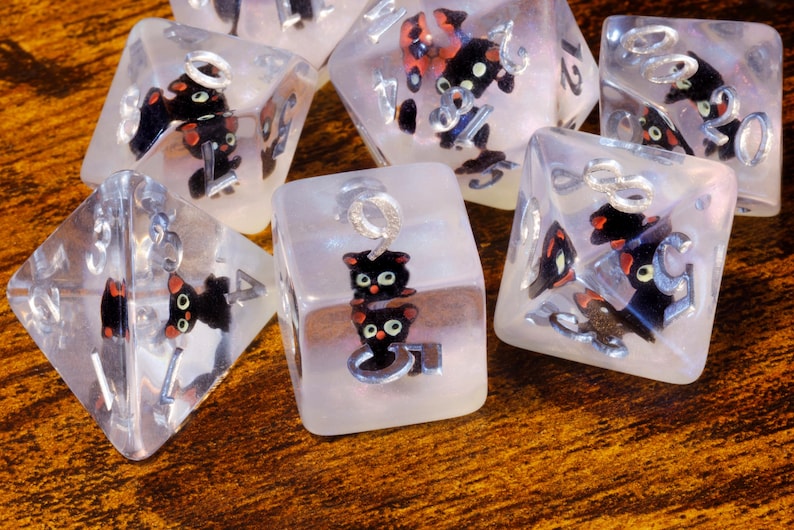 Critical Bite! Dice Box and Black Cat Dice Set - Perfect for Dungeons ...