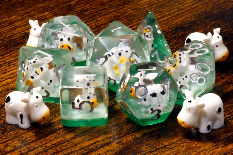 Cow Dice Set – Polyhedral Dice Creature Inside, Accessory for Dnd and ...
