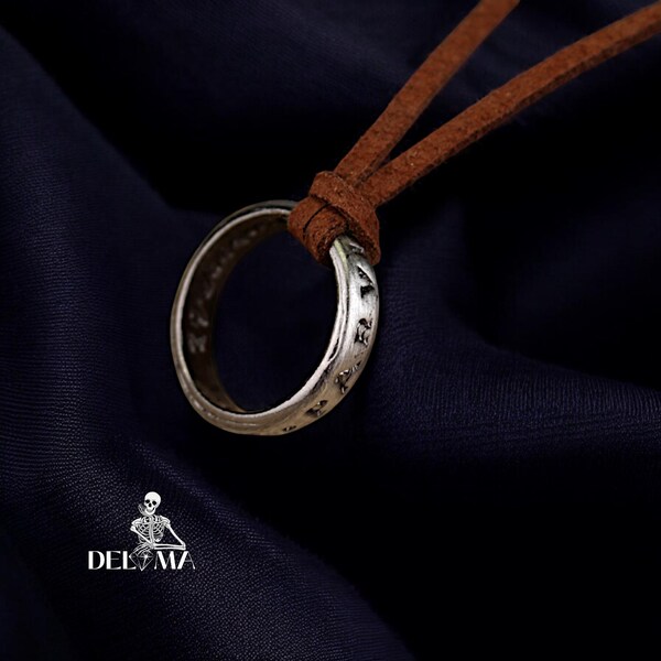 Uncharted Nathan Drakes Ring Necklace - Etsy