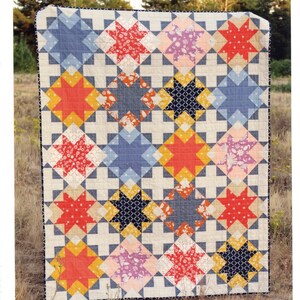 The Maggie Quilt Pattern by Kitchen Table Quilting - Etsy