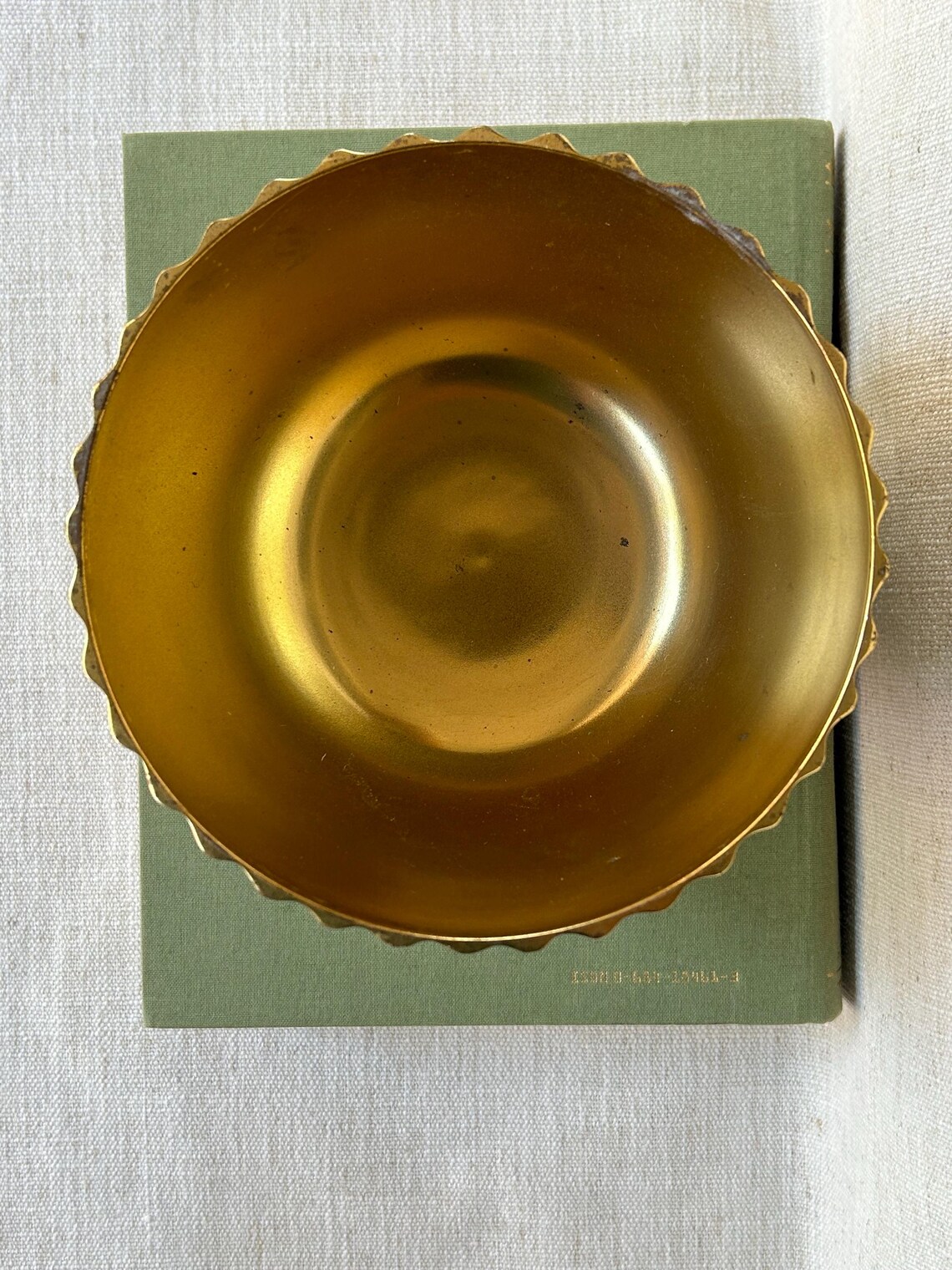 Vintage C.1960's Mid-century Solid Brass Fluted, Lidded Cachepot/urn ...