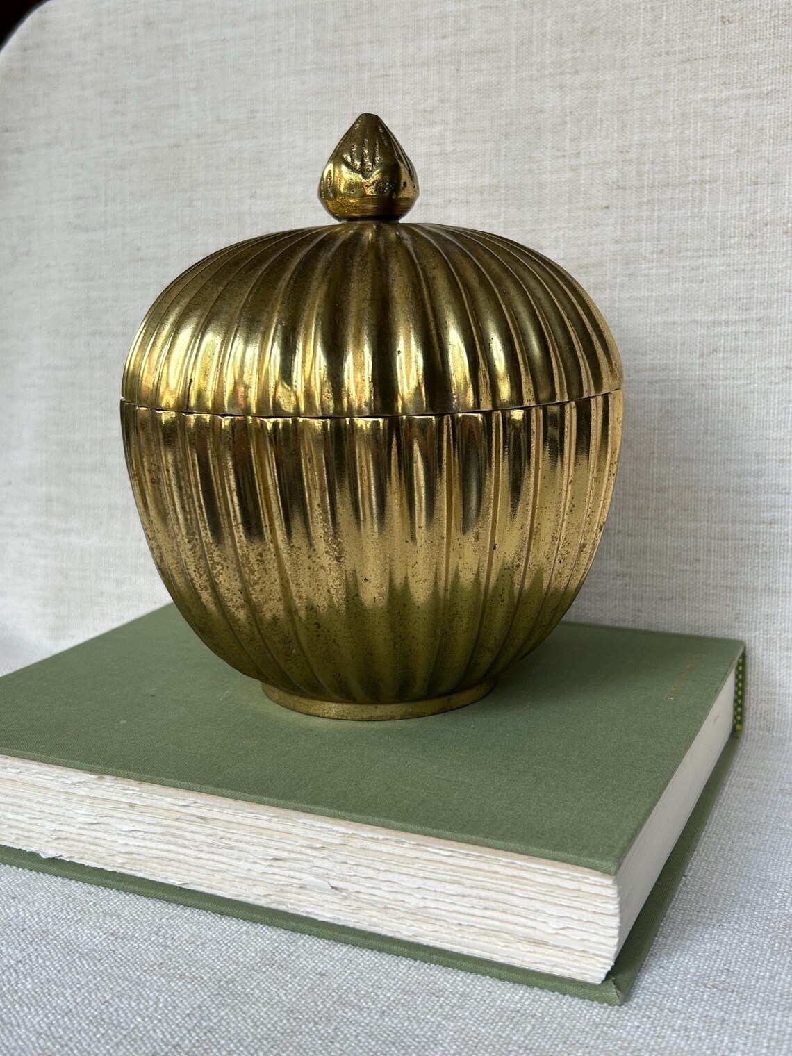 Vintage C.1960's Mid-century Solid Brass Fluted, Lidded Cachepot/urn ...