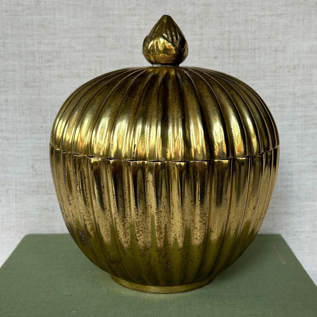 Vintage Mid-century Solid Brass Urn/ Fluted, Lidded Cachepot/urn With ...