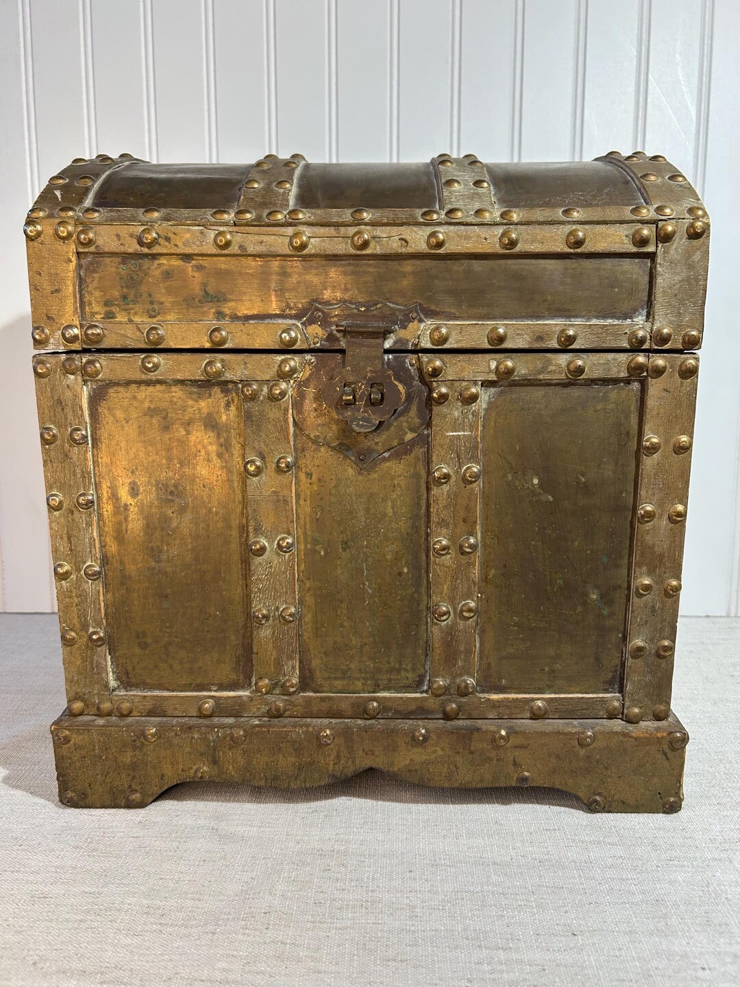 Vintage Pirate Metal Treasure Chest/ Brass and Wood/vintage Trunk - Etsy