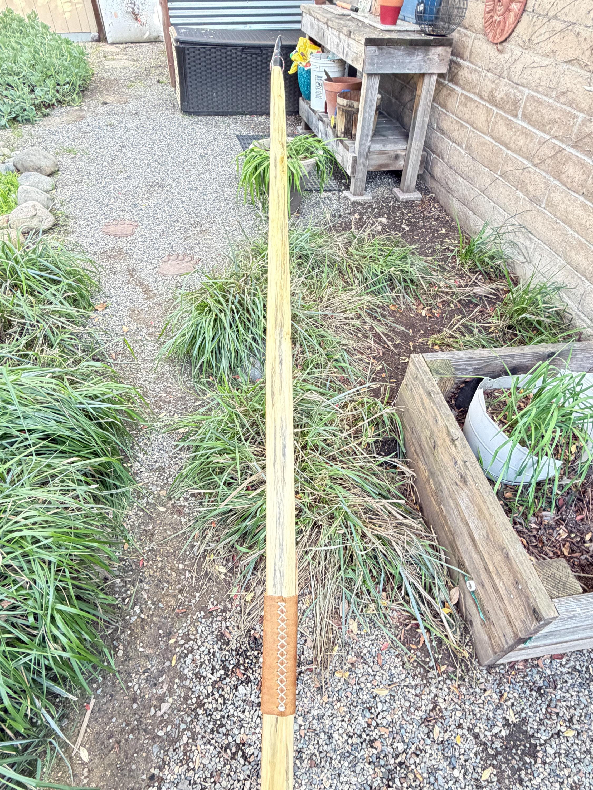 Handmade Yew Wood English Longbow: 52 Lb Draw - Etsy
