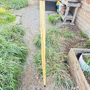 Handmade Yew Wood English Longbow: 52 Lb Draw - Etsy