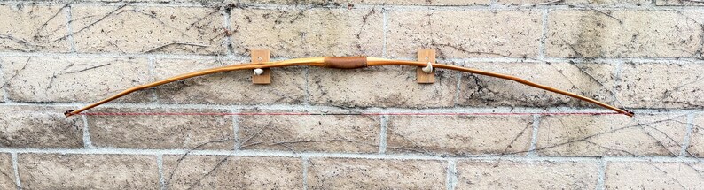 Handmade Yew Wood English Longbow: 52 Lb Draw - Etsy