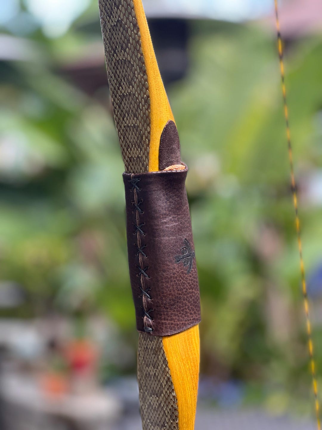 Handmade Osage Orange Longbow: Traditional Archery, 50 Lbs Draw Weight ...