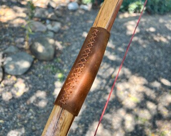 Handmade Hickory Wood Longbow: 66" Traditional Archery Bow, 50lb Draw ...