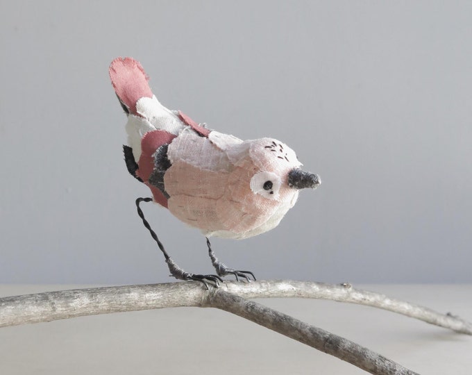 Little Bird in Pink / Soft Sculpture Bird - Etsy