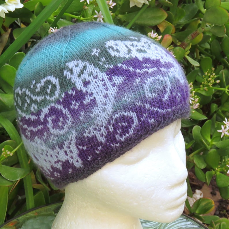 Knitting Pattern - Stranded Salmon Run Beanie - Etsy