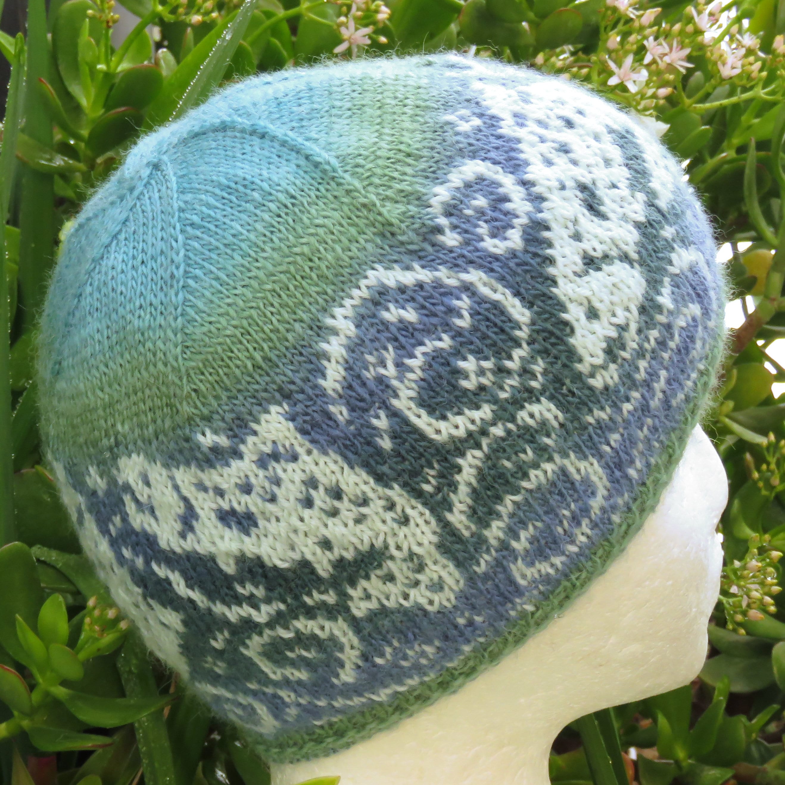 Knitting Pattern - Stranded Salmon Run Beanie - Etsy
