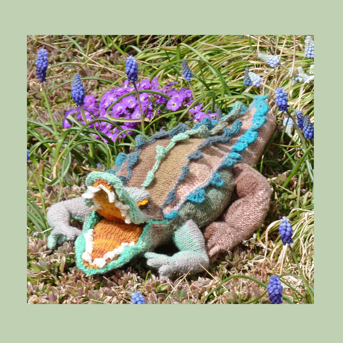 Knitting Pattern - Cantankerous Crocodile - Etsy