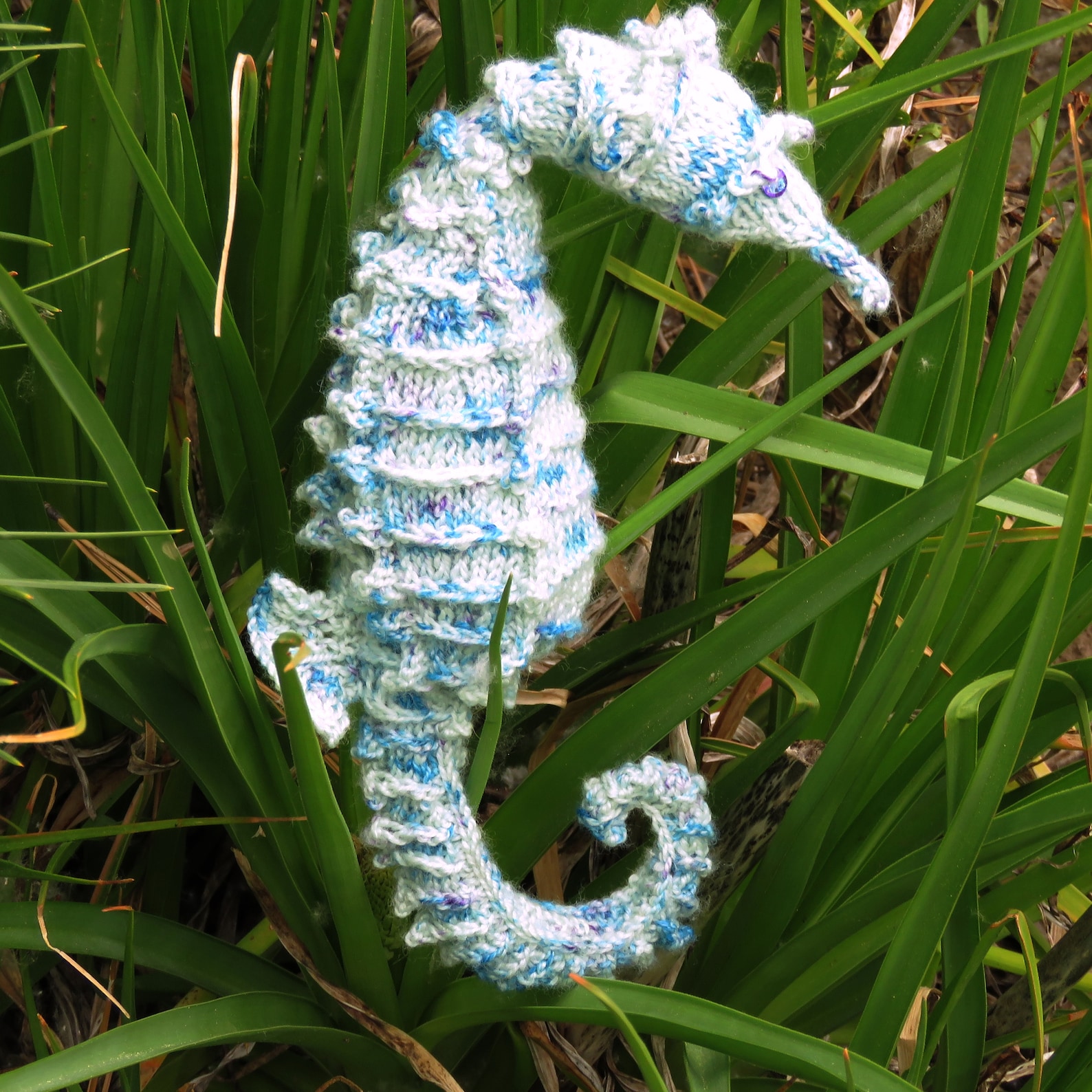 Knitting Pattern - Secretive Seahorse - Etsy