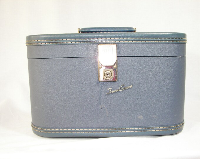 Vintage Blue Train Case by Travel Smart - Etsy