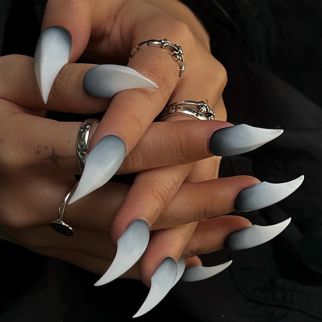 Black Bleeding Claw Eagle Eagle Jewelry Talon Nails Emon Nails Fox Claw ...