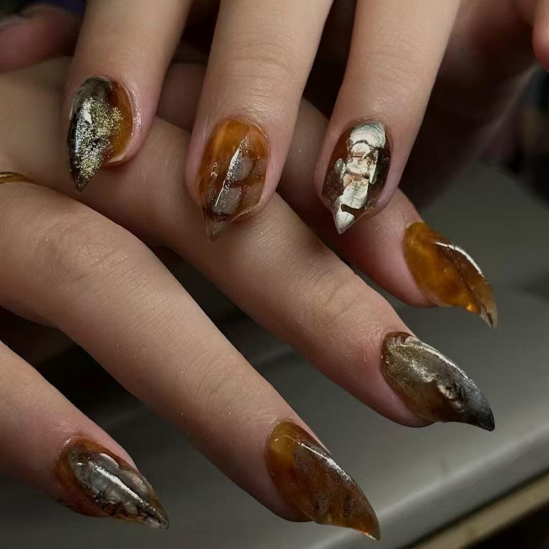 Golden Radiance, Werewolf Nails Sharp Nails Press on Nails Armor Claws ...