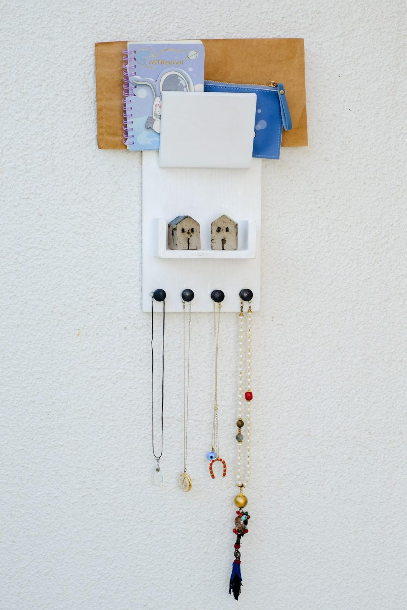 Clavis White Key Holder, Modern Mail Organizer, Home Decor, Key Hook ...