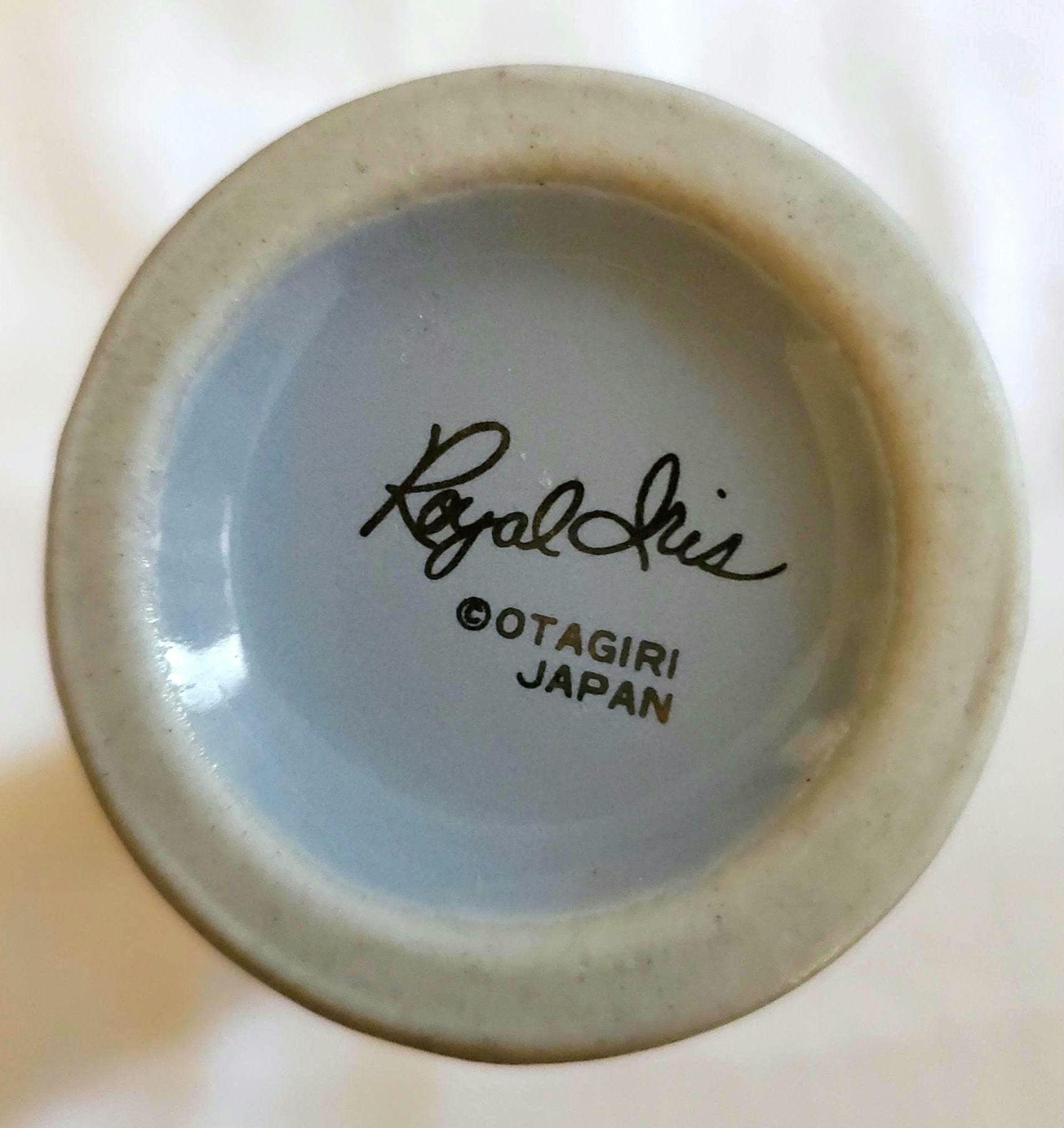 Royal Iris Otagiri Vase. Grey Background With Dark Blue Irises and Gold ...