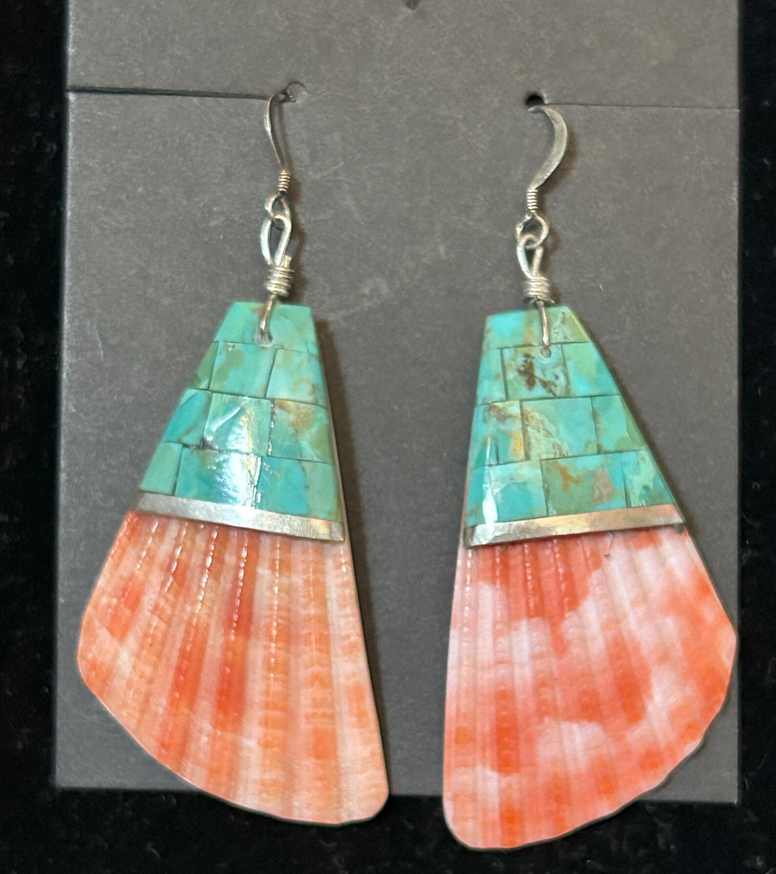 Native American Santo Domingo Scallop Shell and Turquoise Earrings - Etsy