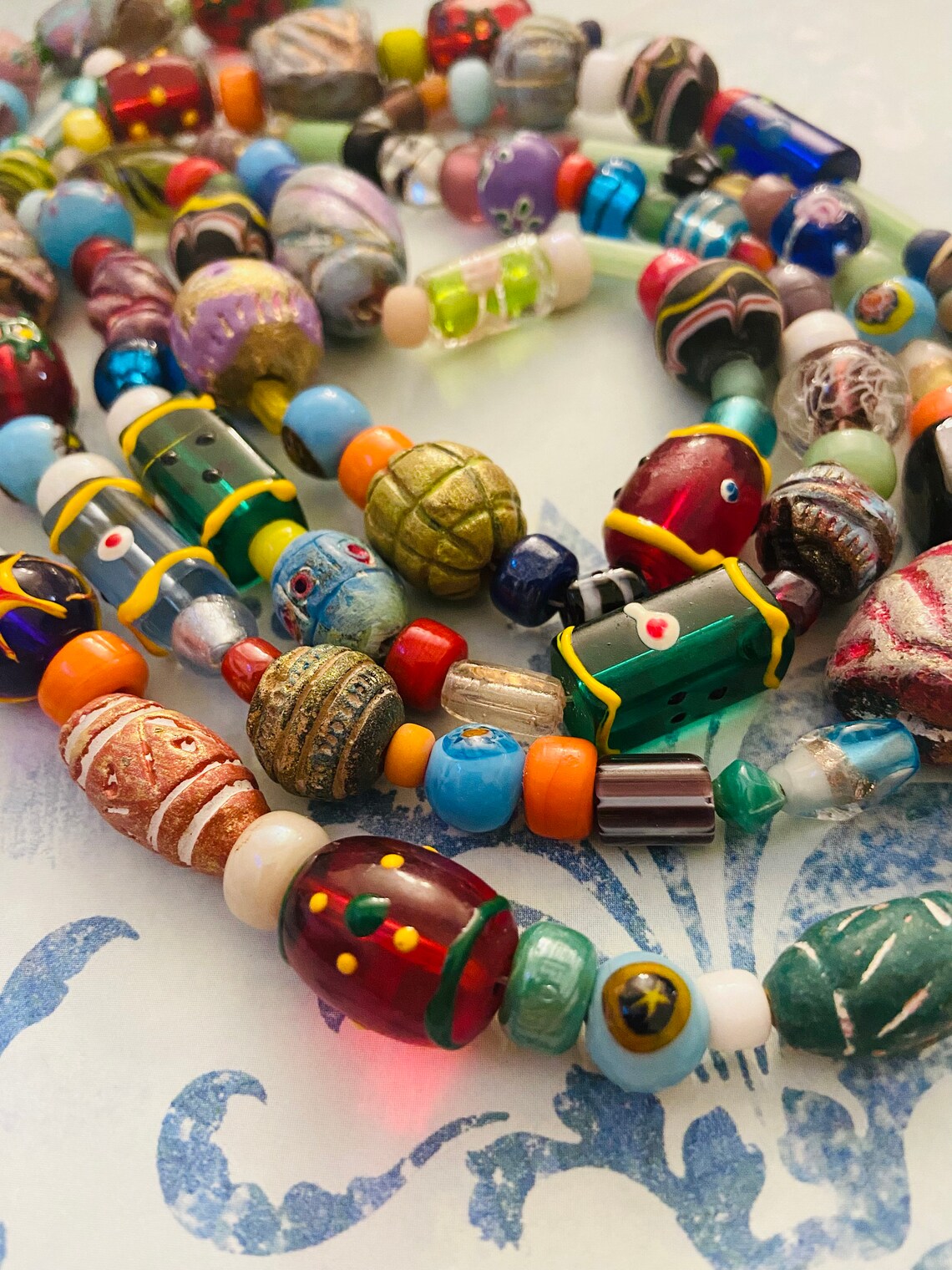 Lot Tribal Ethnic Assortment Glass Rainbow Beads-sample Glass - Etsy