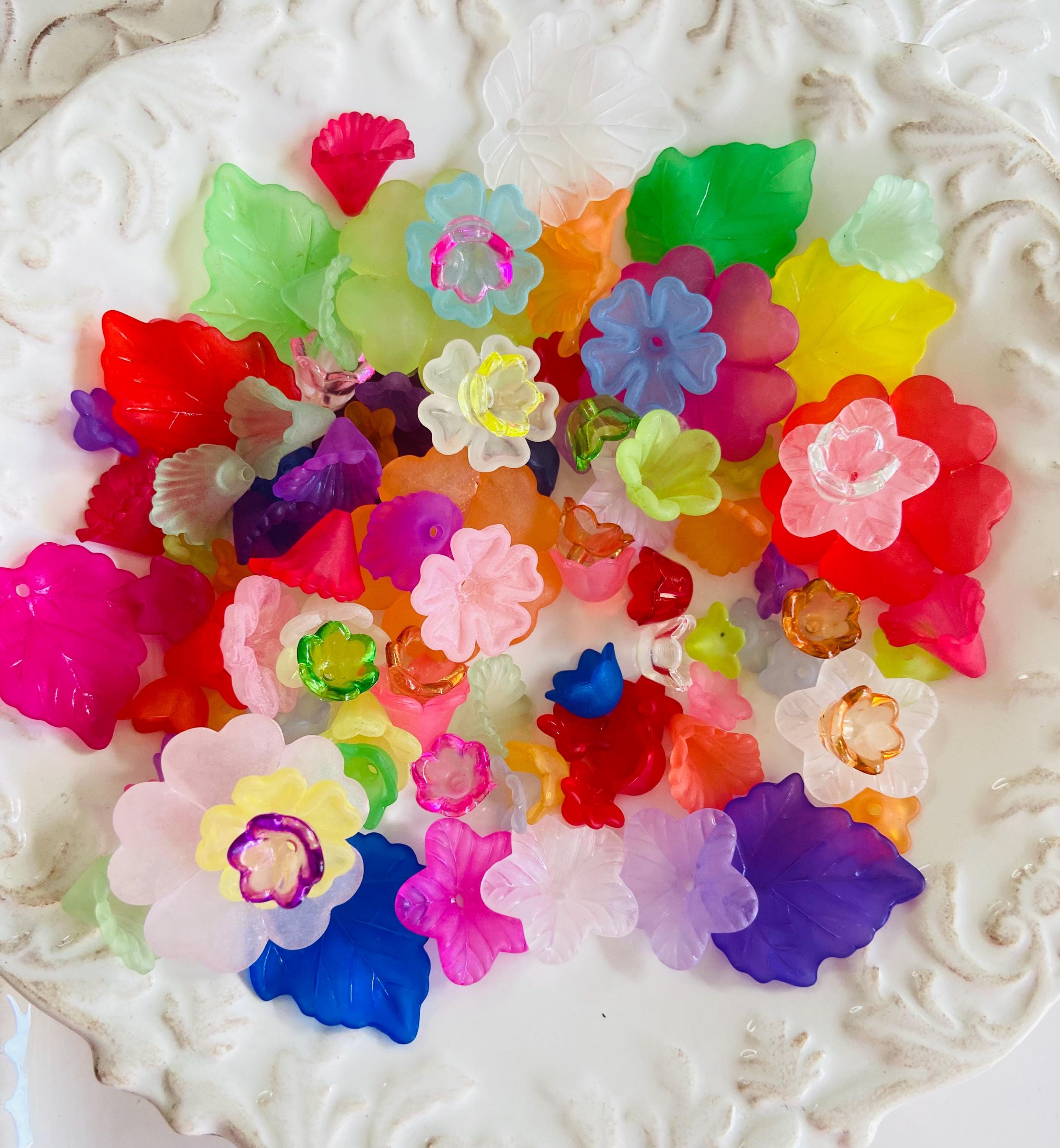 Lucite Blooms Assorted Lucite Matte MULTICOLORED Flowers Leaves Beads ...