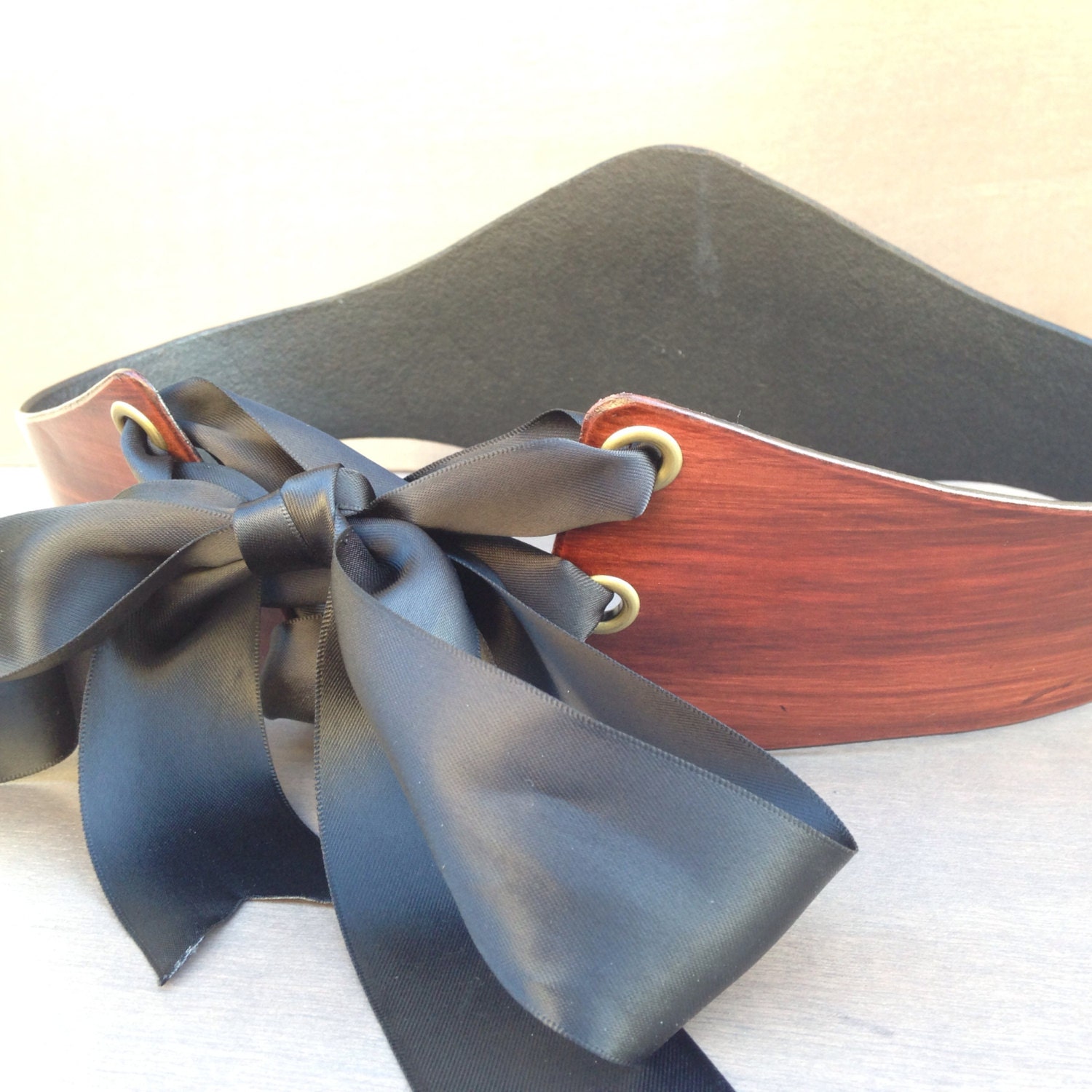 The MUSE Ribbon Laced Back Tooled Leather Wide Mahogany Violin - Etsy