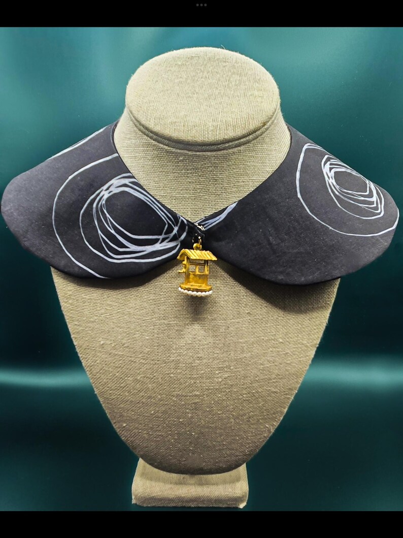 Before You Die.. - Detachable Retro Rounded Collar - Etsy