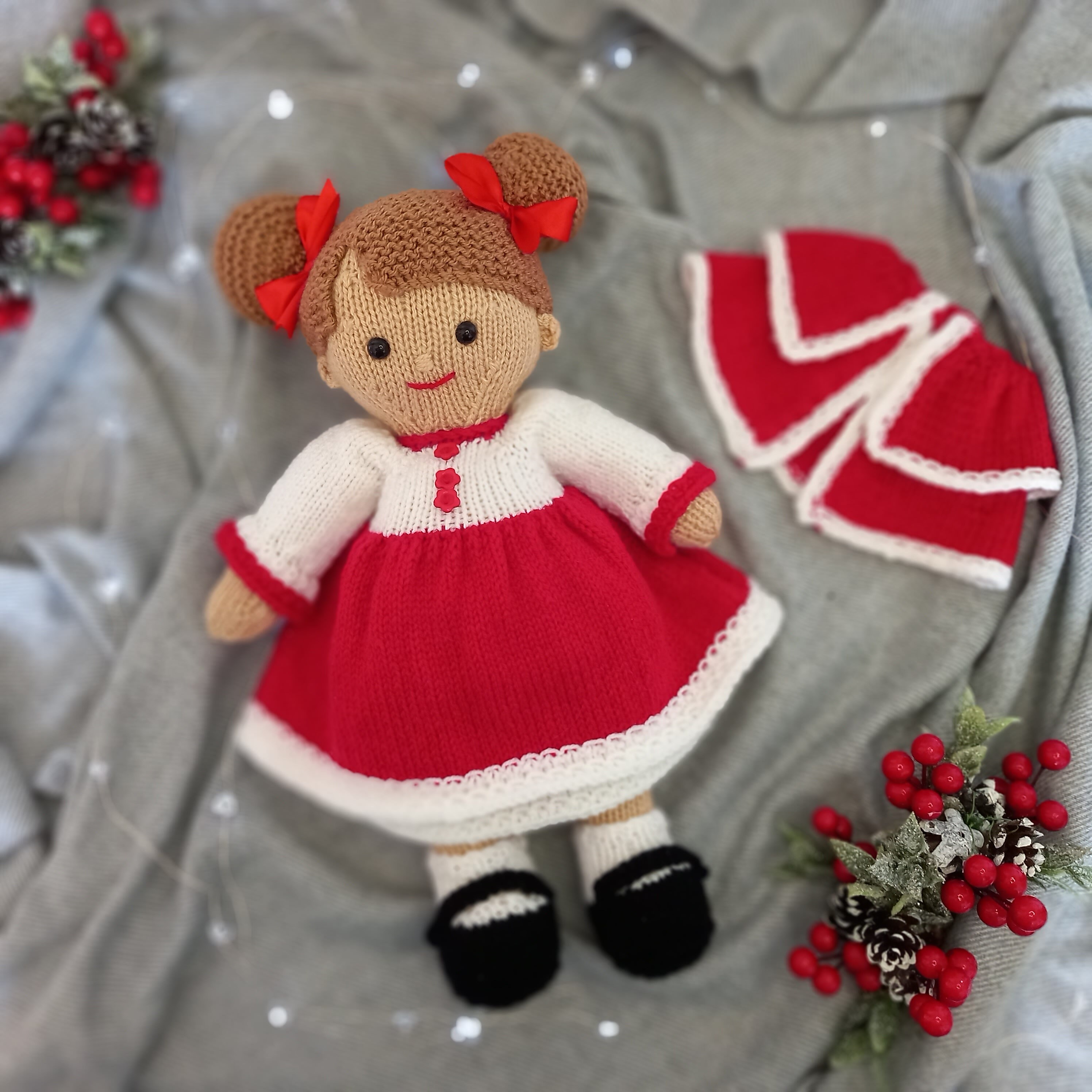 Christmas Lilly and May Dolls Clothes Only Knitting Pattern - Etsy UK