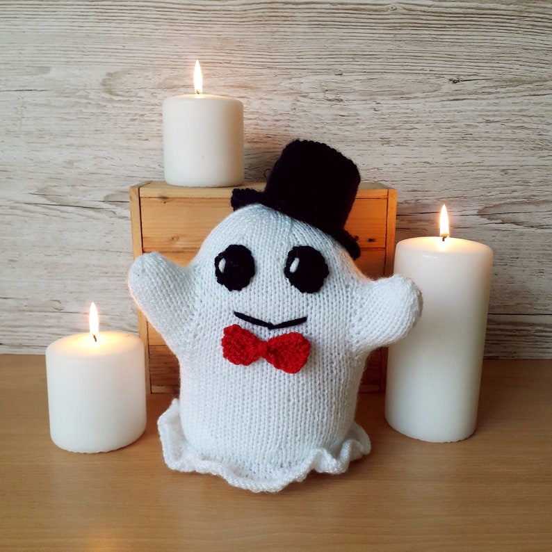 Happy Halloween Ghosts Knitting Pattern | Etsy