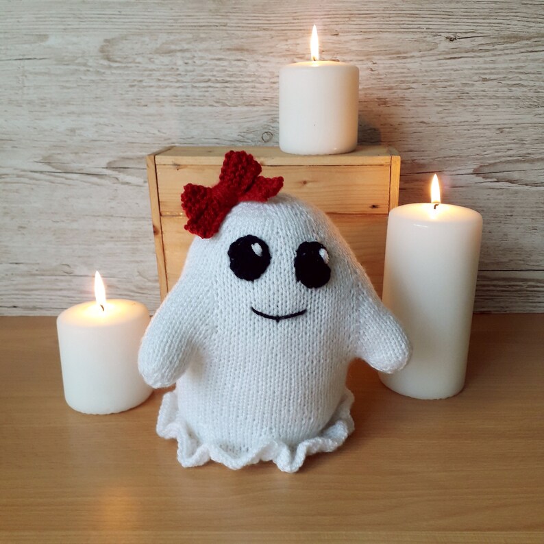 Happy Halloween Ghosts Knitting Pattern | Etsy