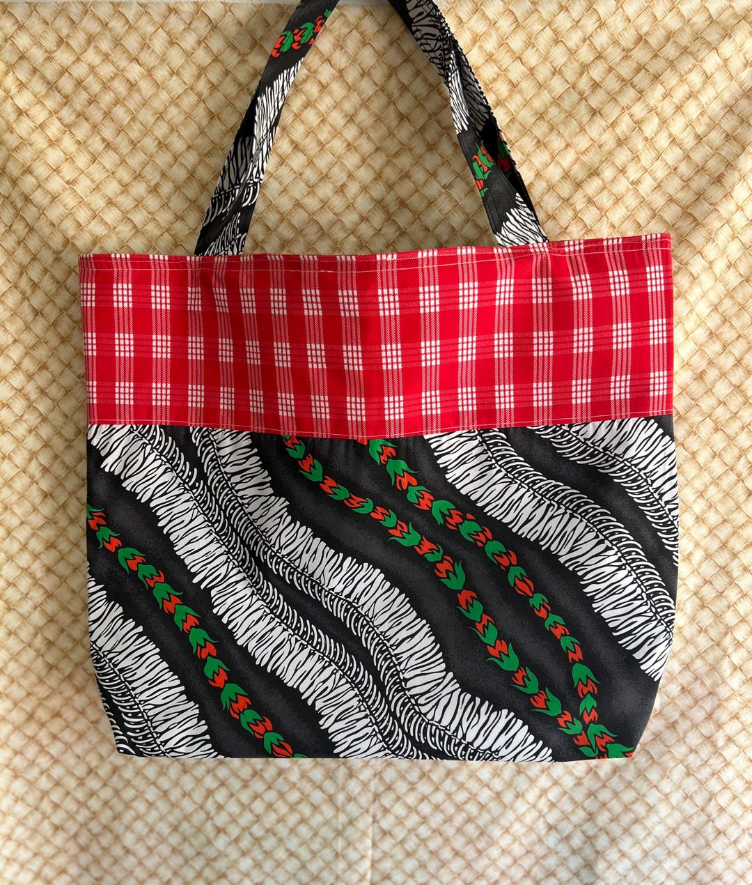 Large Lokelani and Awapuhi Ke’oke’o Lei and Palaka Tote Bag - Etsy