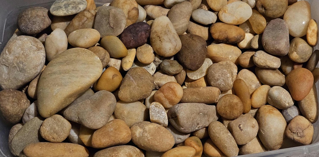 Natural Quartz Pebbles | River-tumbled Stones for Rock Tumbling ...