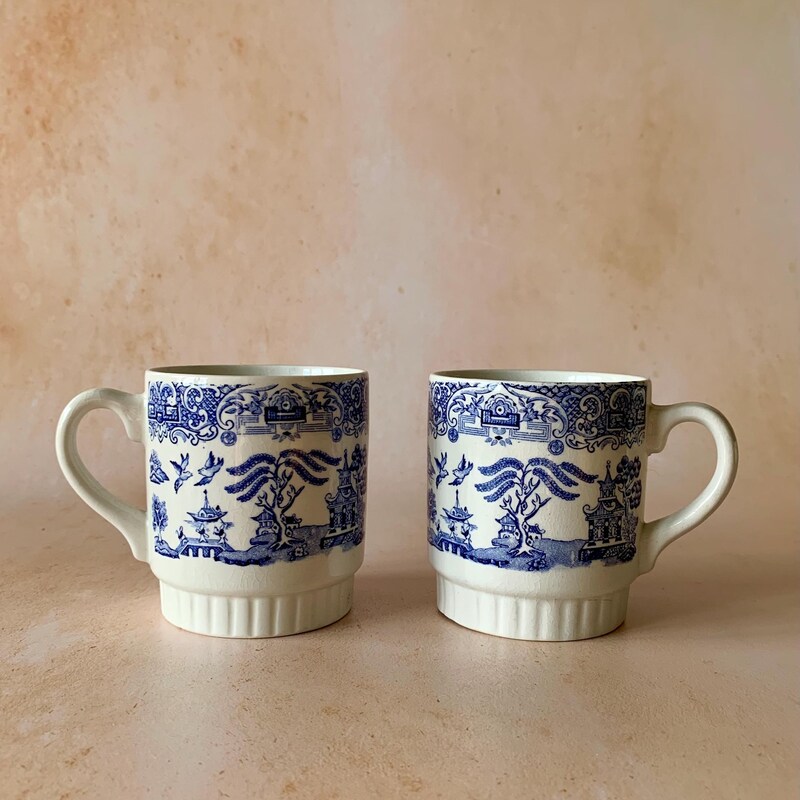 Blue Willow Mugs - Etsy