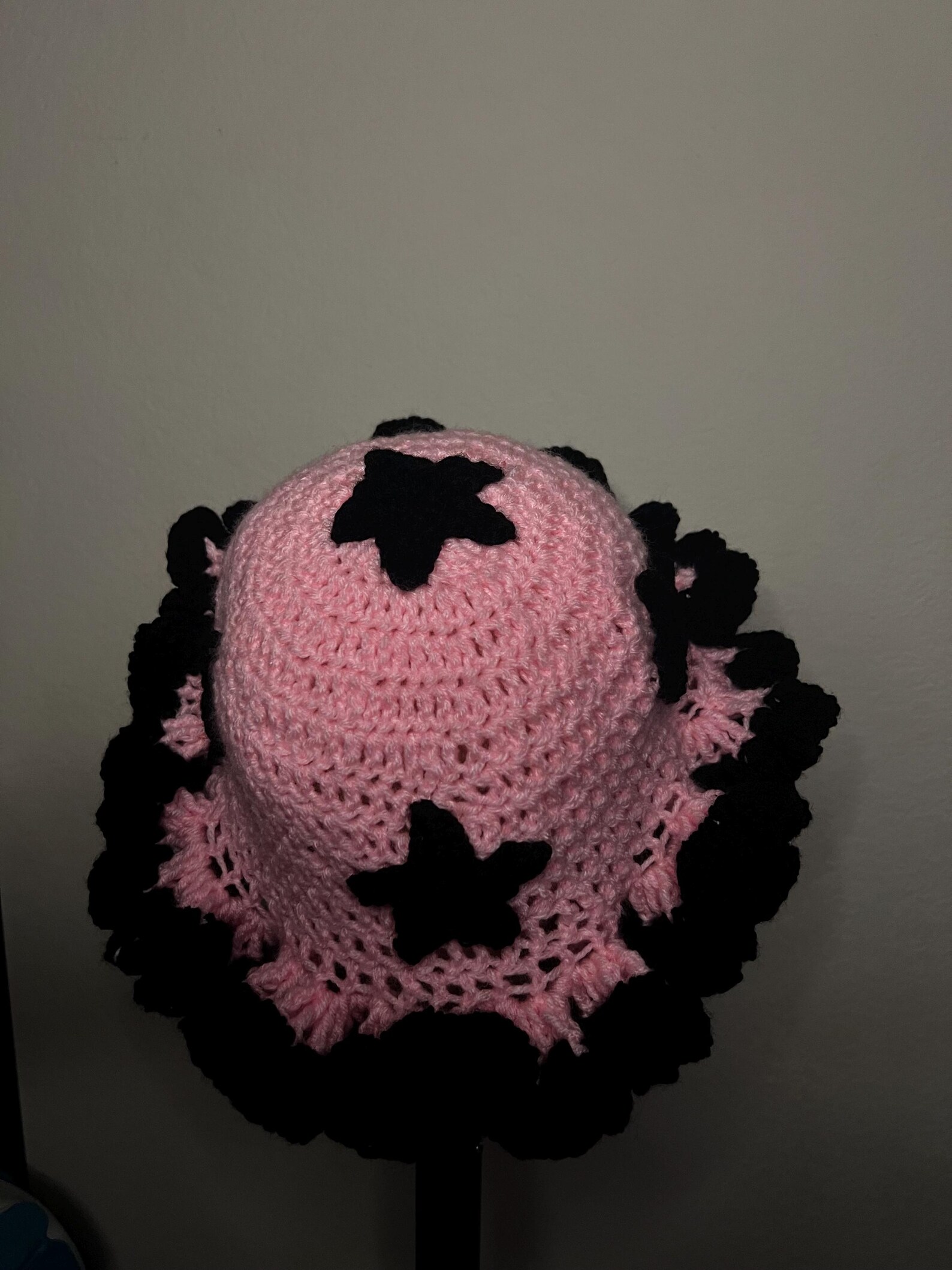 Ruffle Crochet Hat| 5 Star Hat| Multicolored | Crochet Hat ...
