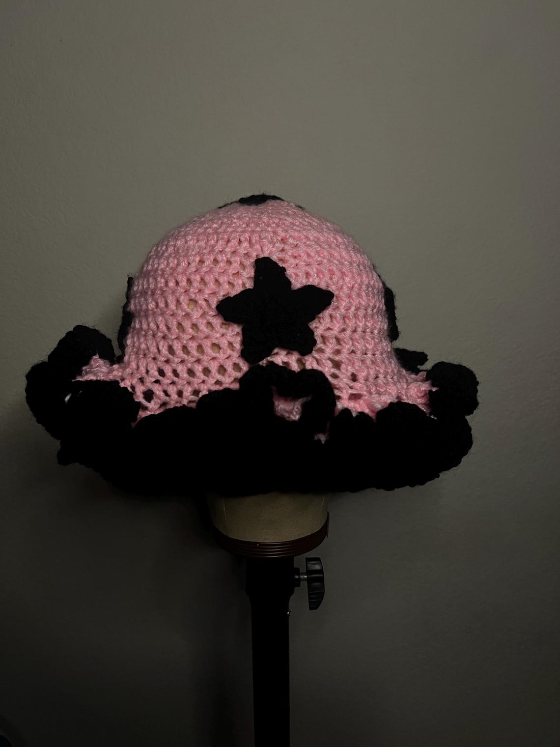 Ruffle Crochet Hat| 5 Star Hat| Multicolored | Crochet Hat ...