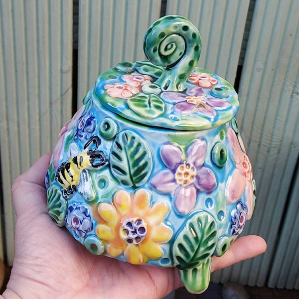 Bee Pottery - Etsy