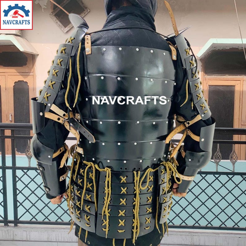 Japanese Samurai Armor Suit, Samurai Cuirass/pauldrons/bracers ...